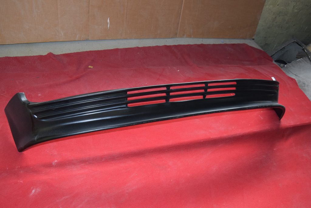 Porsche 924 zender front splitter/spoiler - Club Autosport Ltd